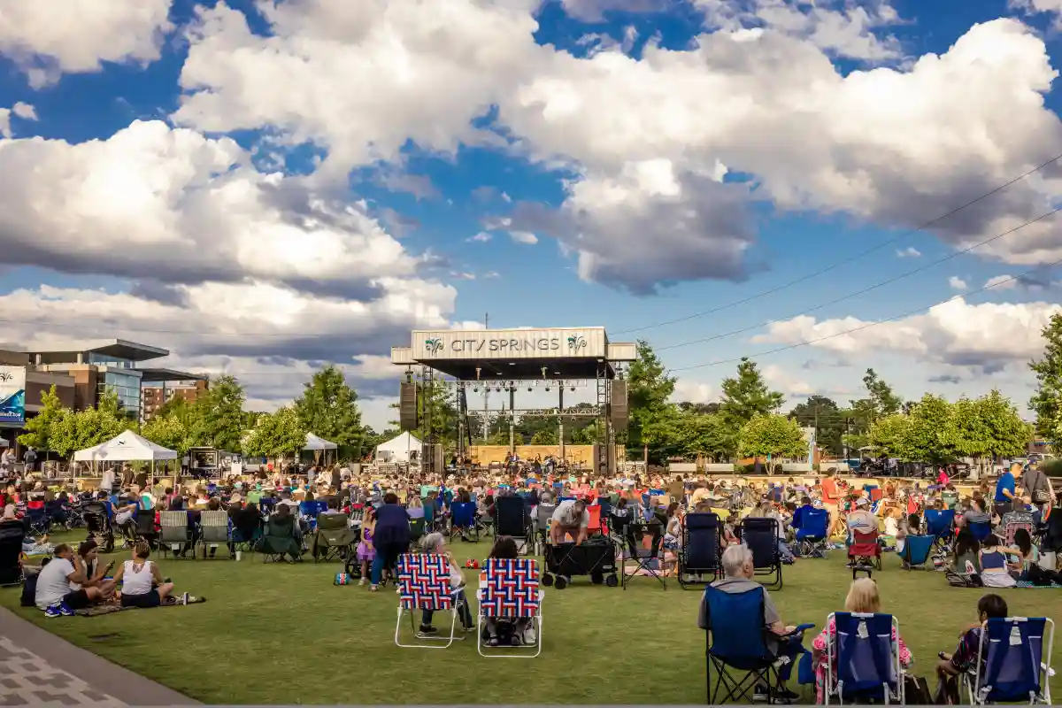 15 Fun Places In Atlanta For Easter 2026 - Egg Hunts, Brunch & Family ...